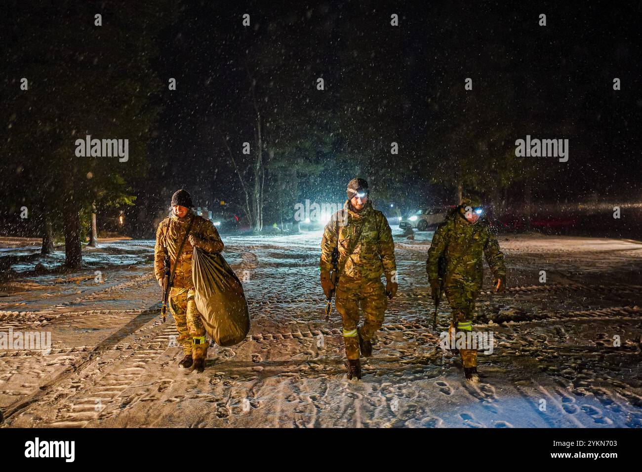 British Army soldiers take part in training with the British Army's new ...
