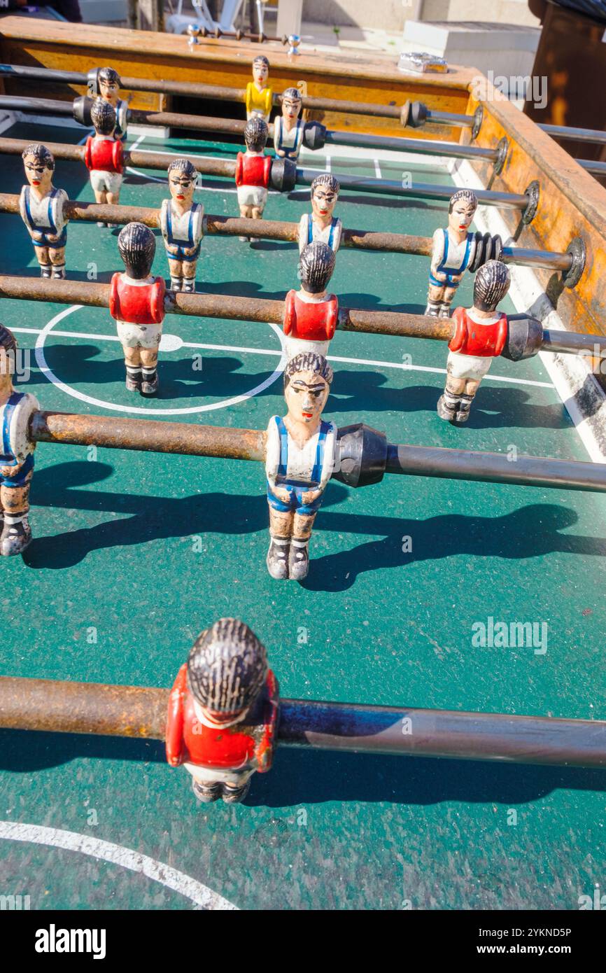 Sport figures hi-res stock photography and images - Alamy