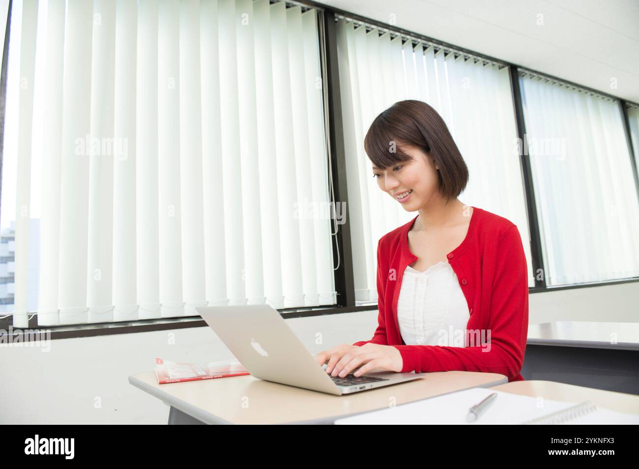 University student studying on a PC Stock Photo - Alamy