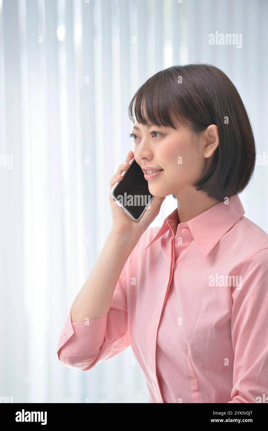 Business woman making call desk hi-res stock photography and images - Alamy