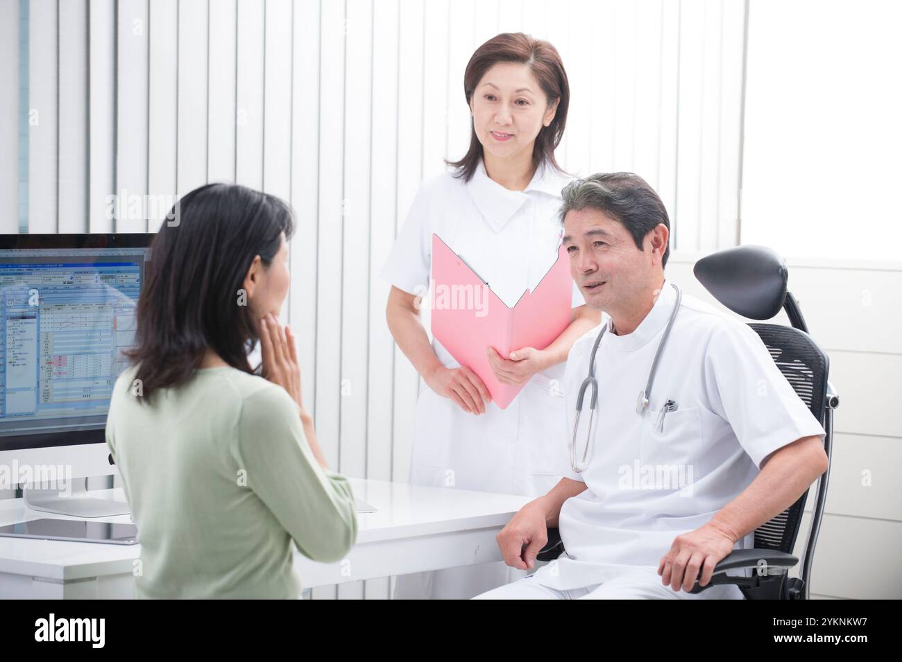 Mature woman patient nurse hi-res stock photography and images - Alamy