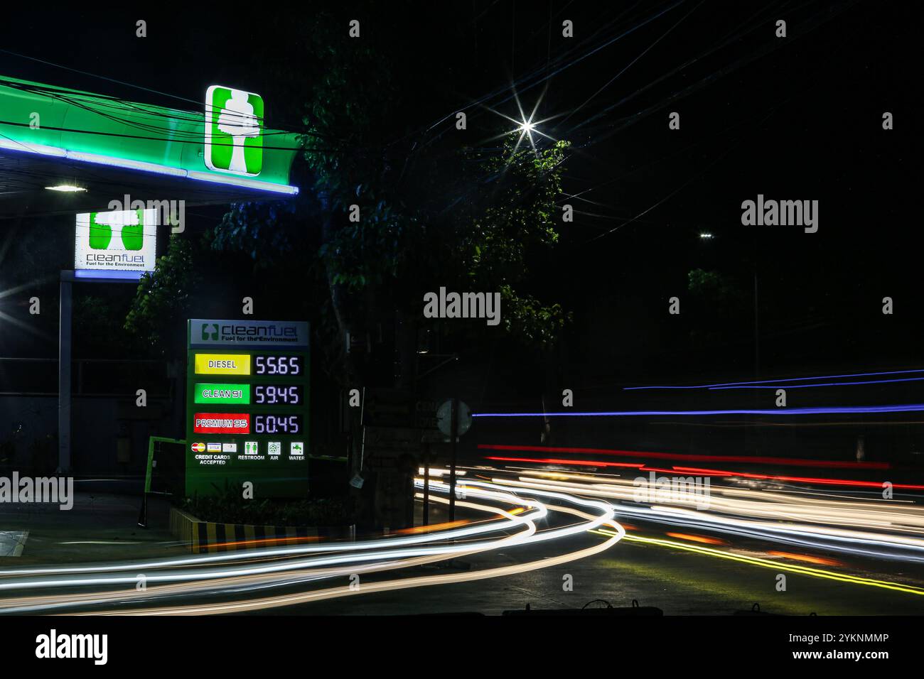 Filipino gas station hi-res stock photography and images - Alamy