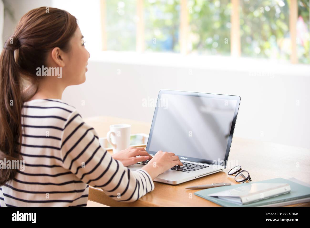 Computer 20s hi-res stock photography and images - Alamy