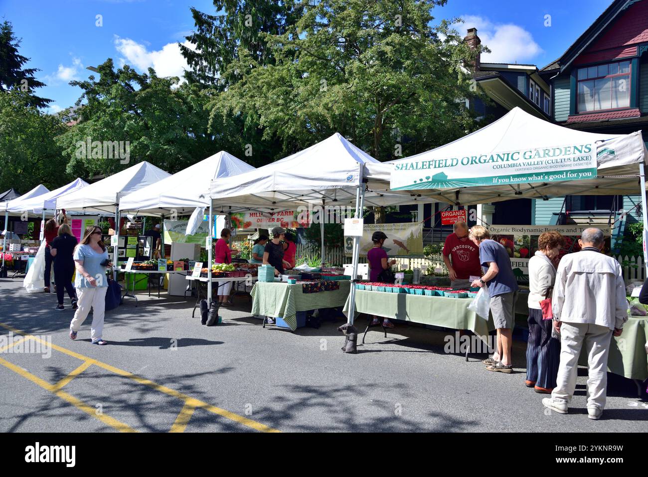 Farmers market japan hi-res stock photography and images - Alamy