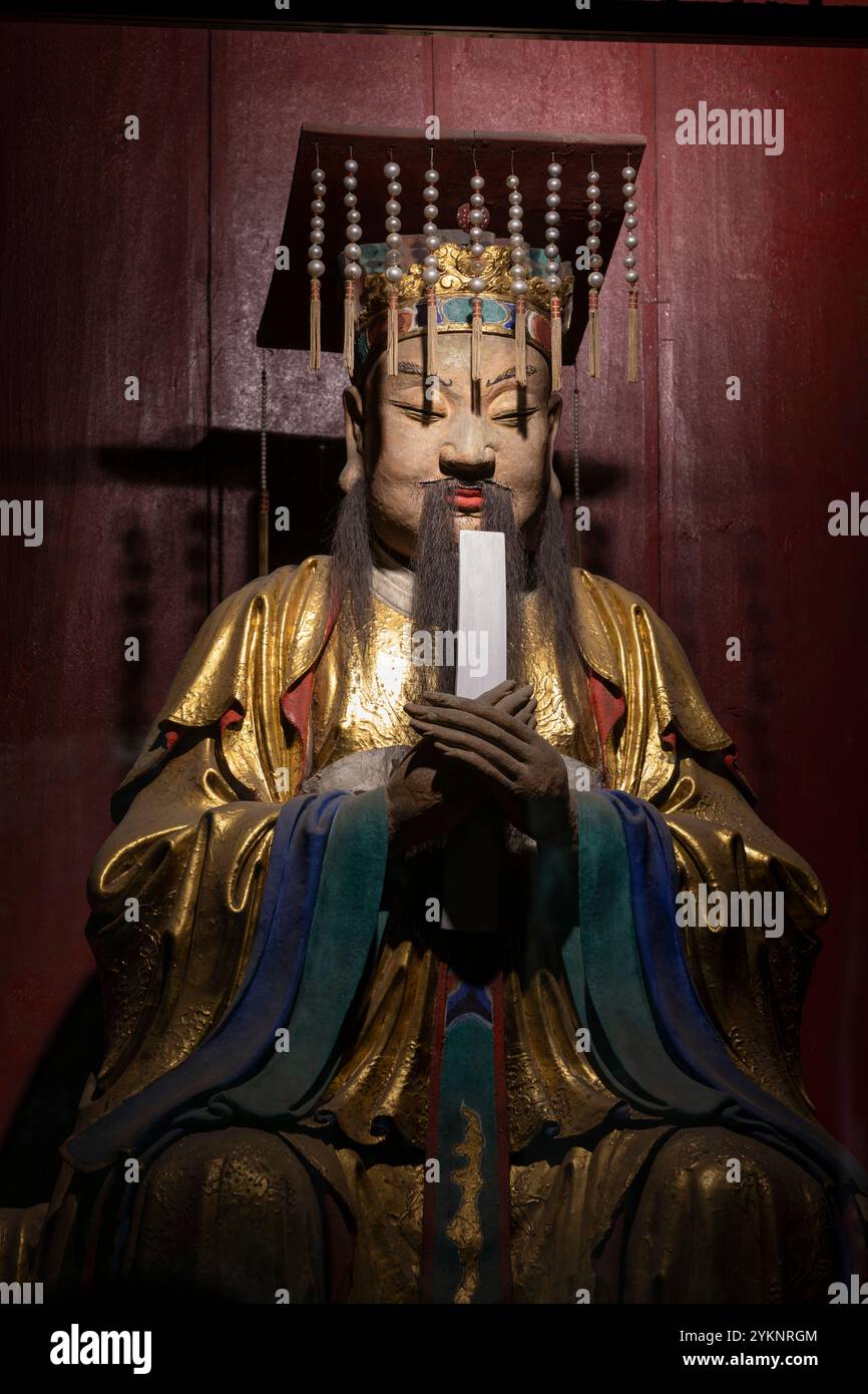 Chengdu Wuhu Shrine Statue of Guan Yu Stock Photo - Alamy