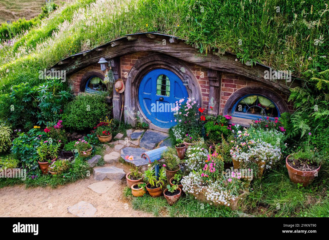 Hobbit Holes, the Shire, Hobbiton Stock Photo - Alamy