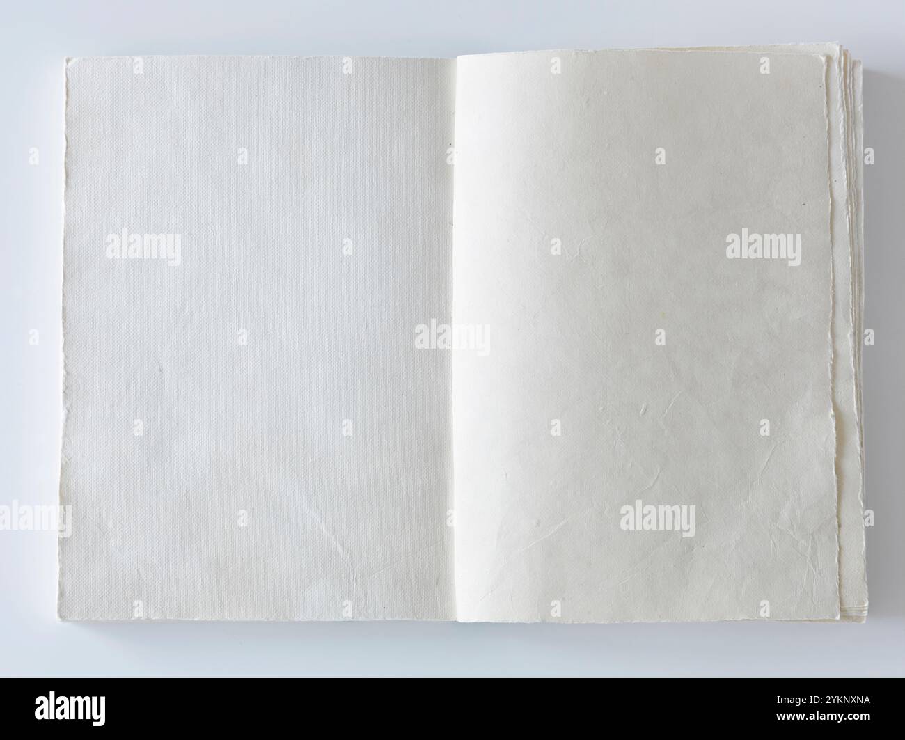 Open book plain hi-res stock photography and images - Alamy