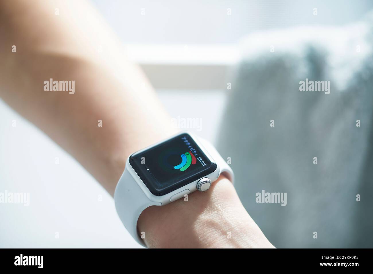 Hand of a woman wearing a smartwatch Stock Photo - Alamy