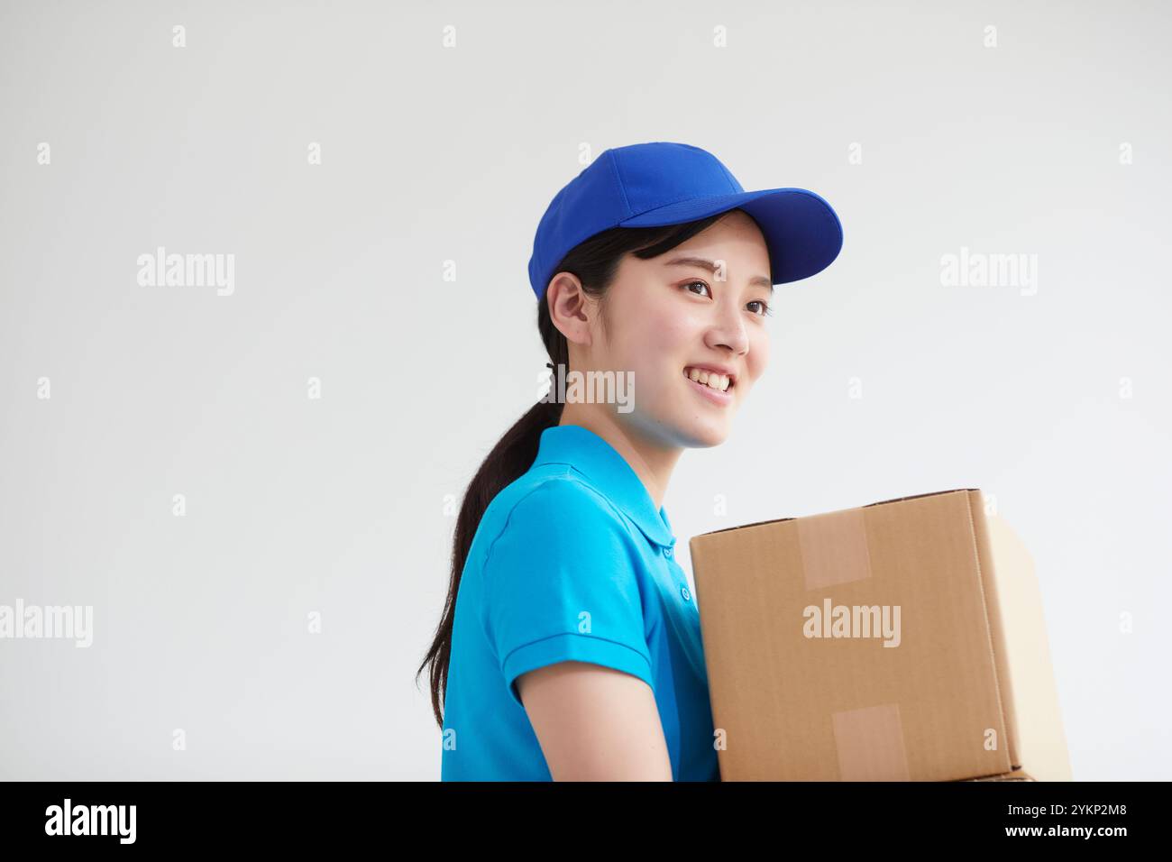 Workers load mail hi-res stock photography and images - Alamy