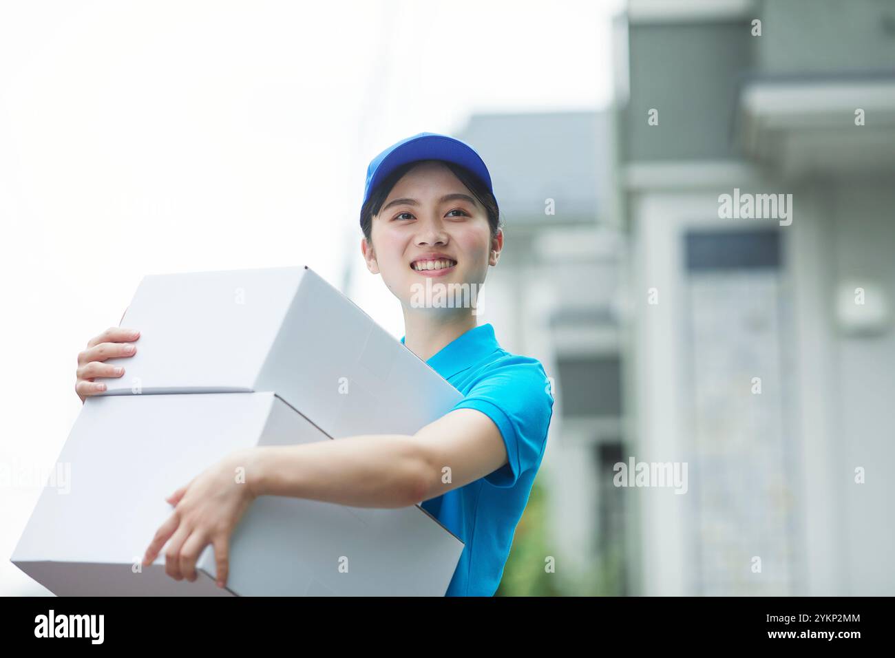 Workers load mail hi-res stock photography and images - Alamy