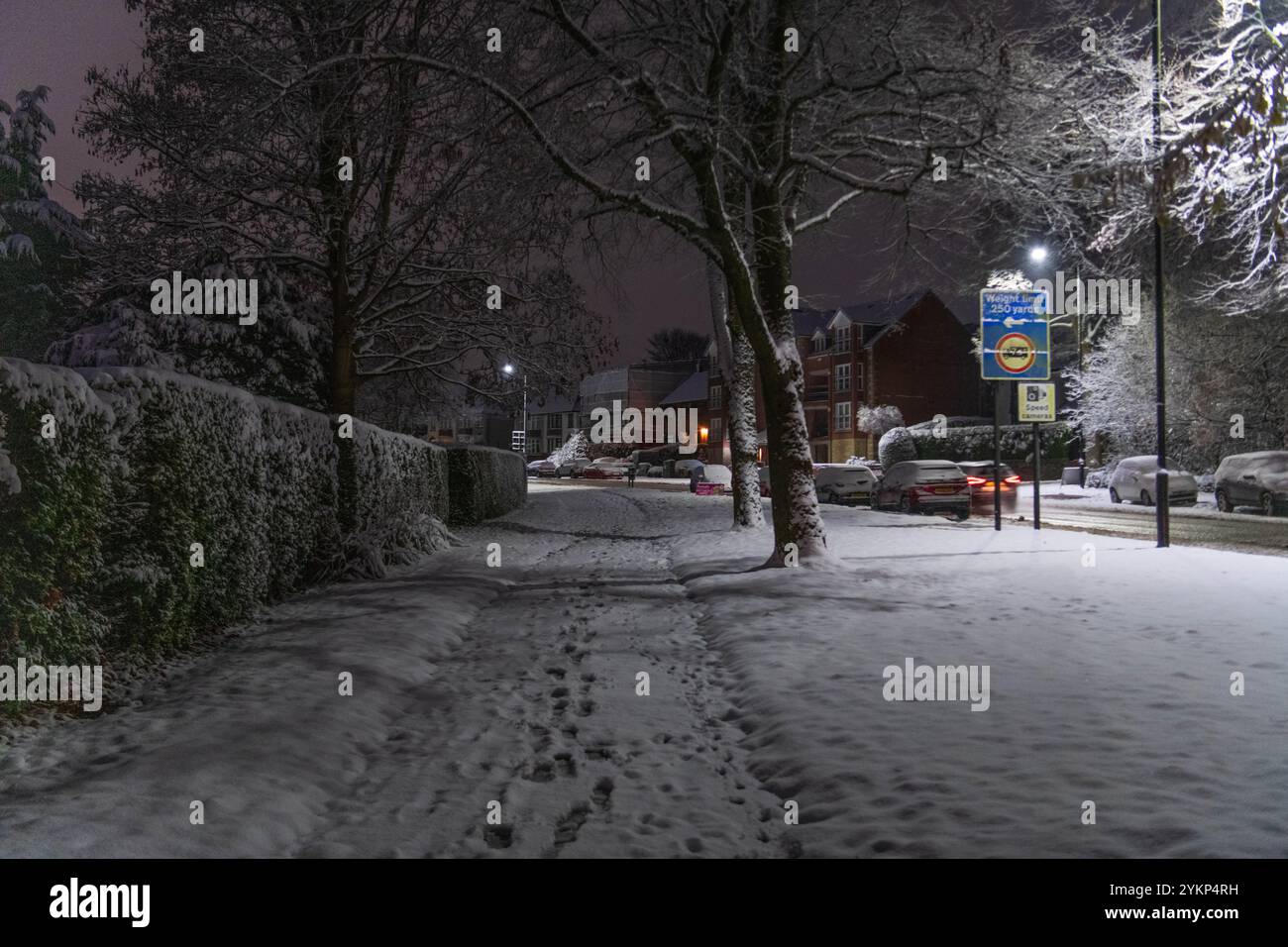 Crosspool hi-res stock photography and images - Alamy