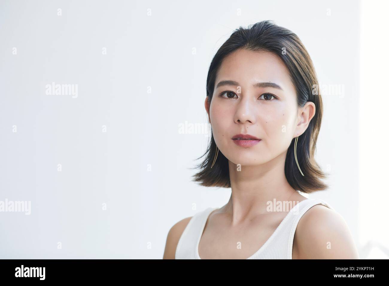 Image of Japanese woman on camera Stock Photo - Alamy