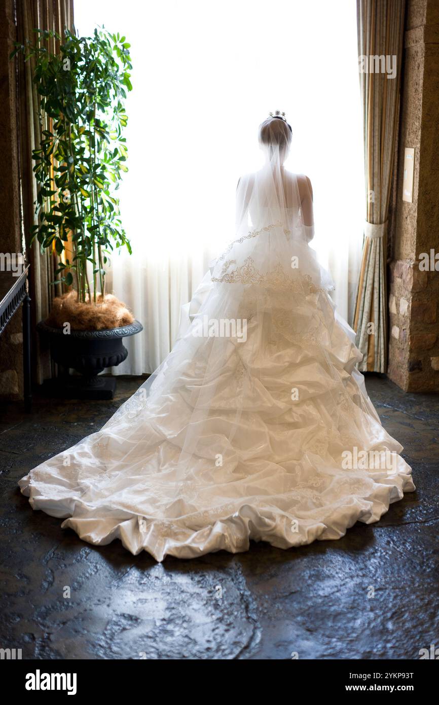 Marriage wedding back view hi-res stock photography and images - Alamy