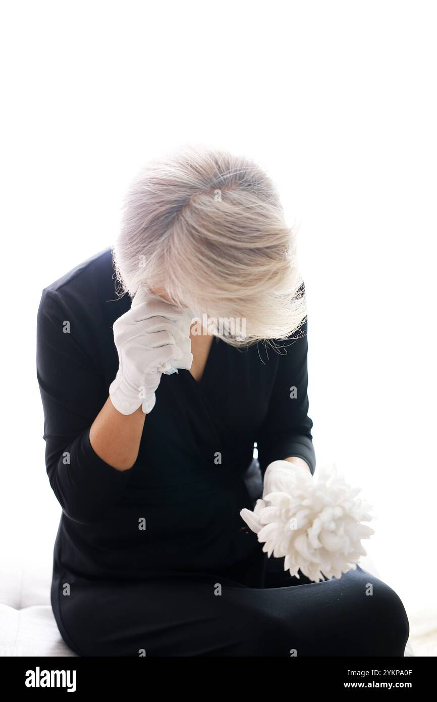 Mourning robe hi-res stock photography and images - Alamy