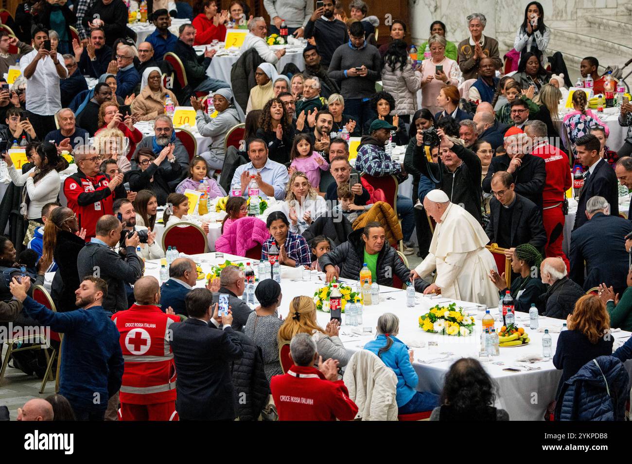Vatican City, Vatican. 17th Nov, 2024. Pope Francis arrives for a lunch ...