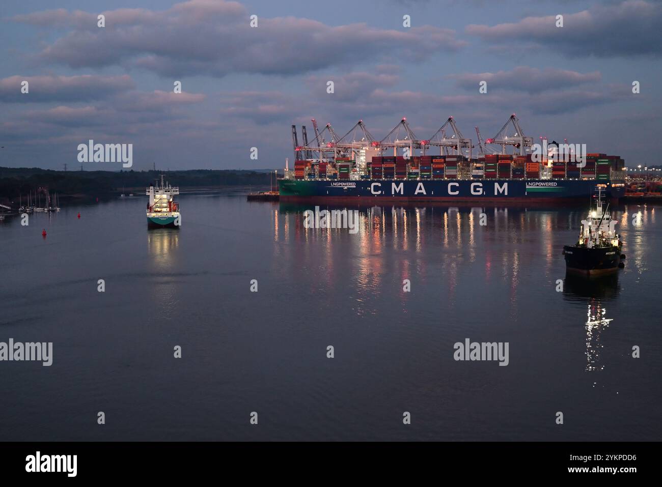 Dawn at Southampton container terminal with CGA CGM container ship ...