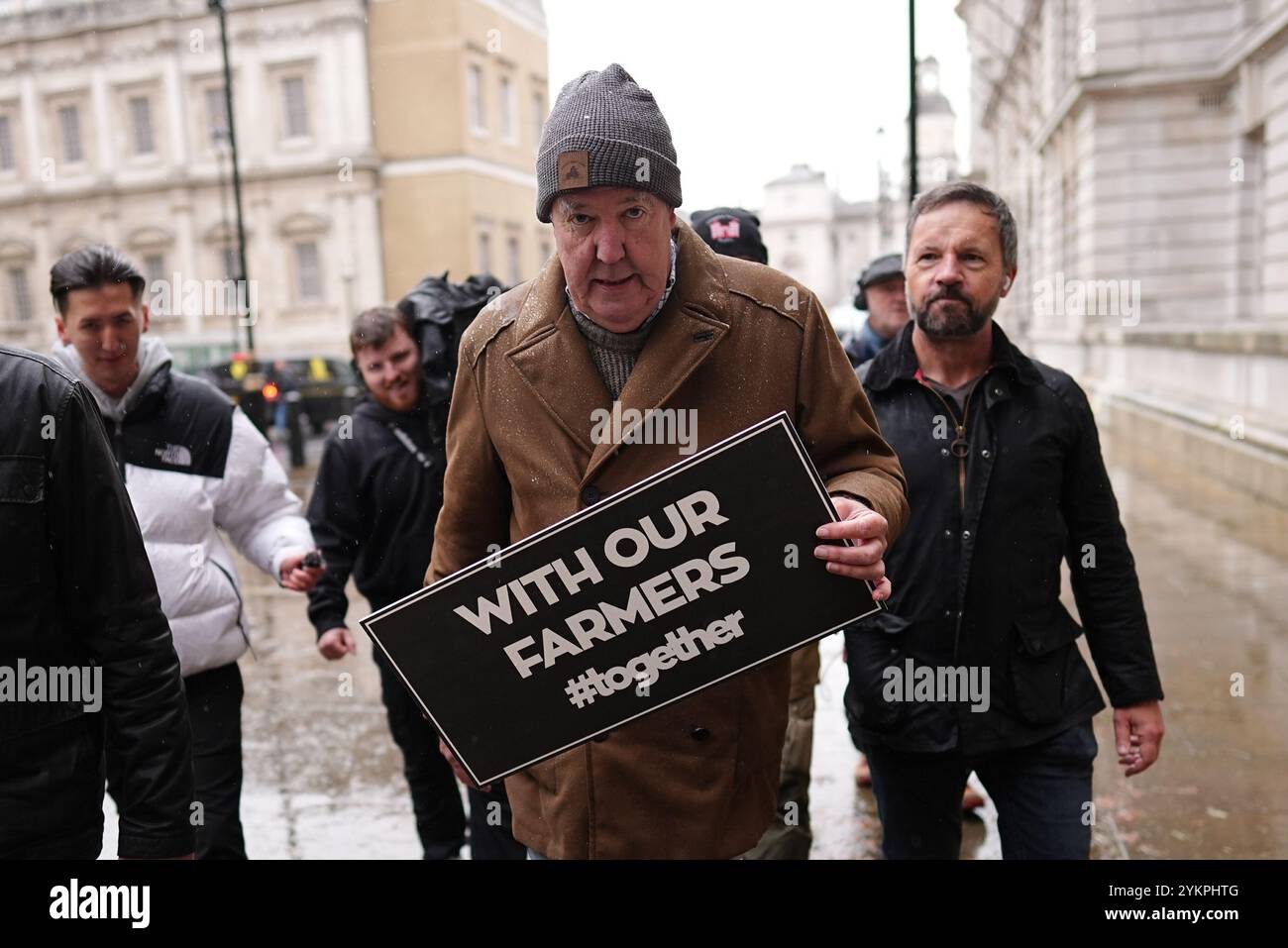 Jeremy Clarkson arrives in central London to join the farmer's protest ...