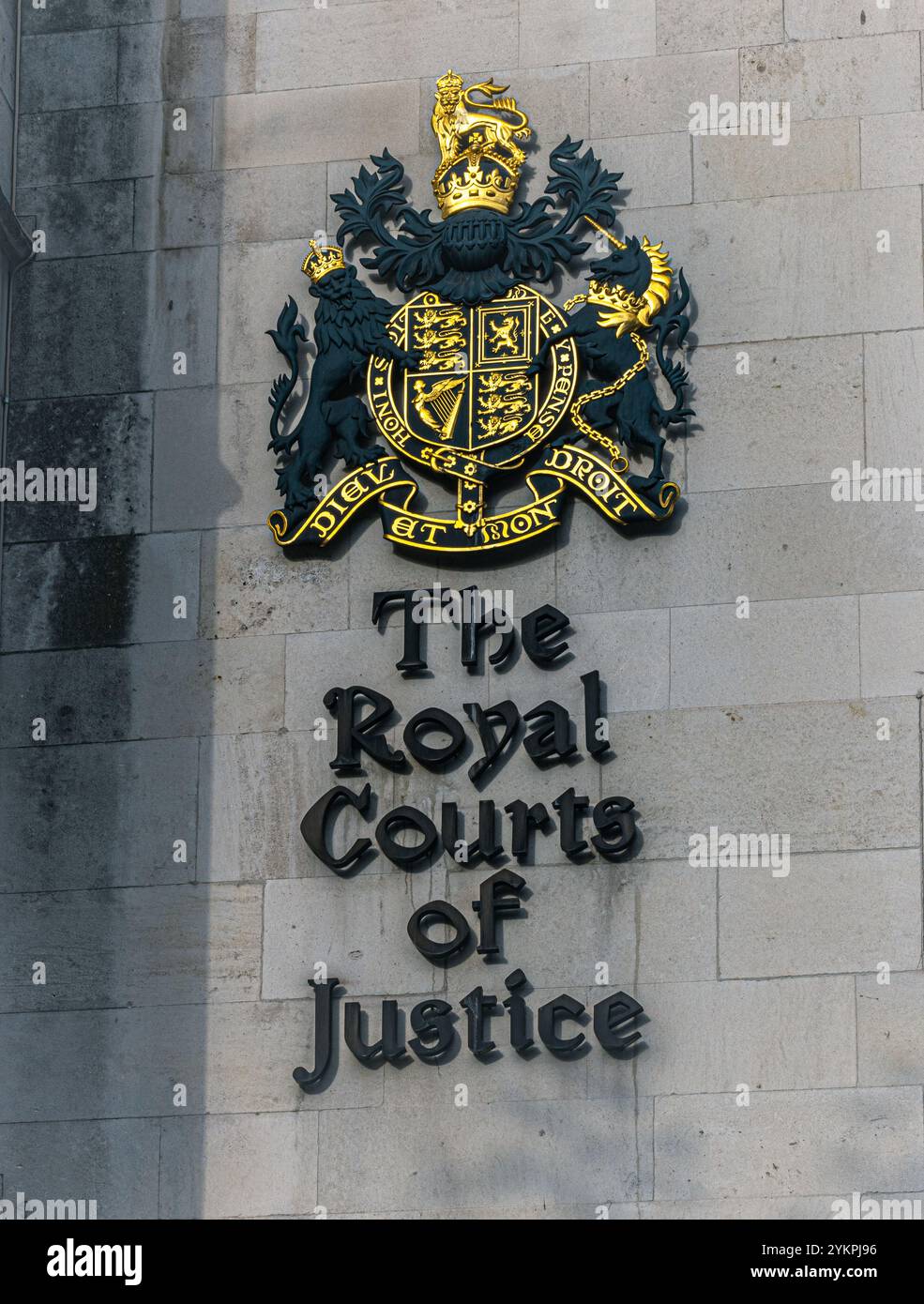 Royal english court hi-res stock photography and images - Alamy