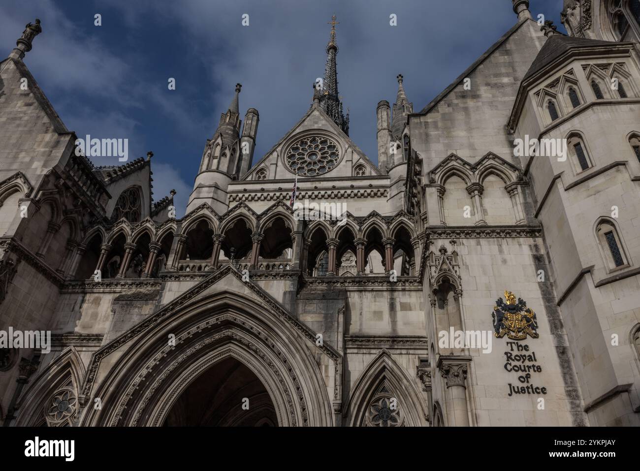 Royal english court hi-res stock photography and images - Alamy