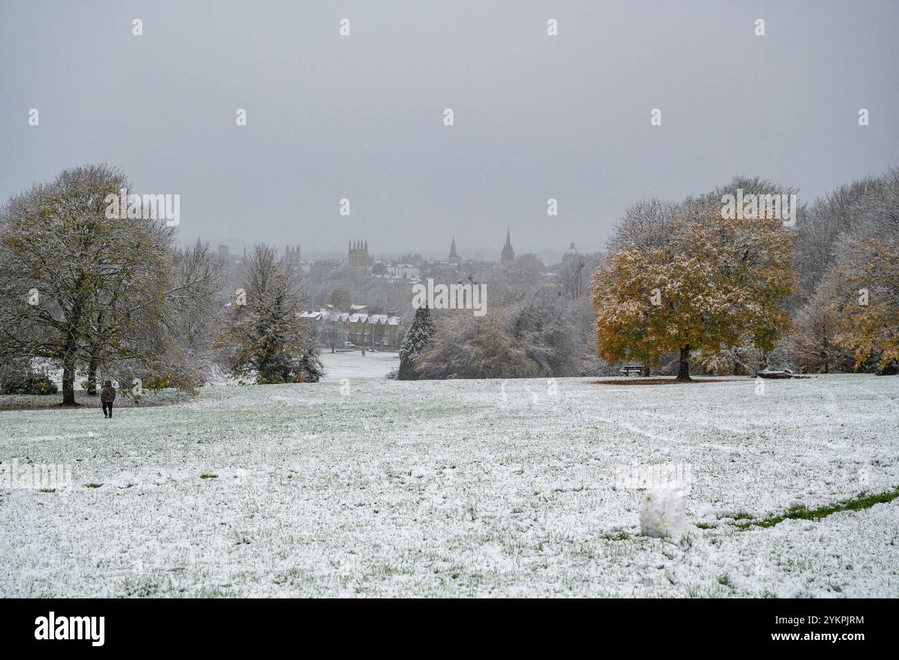 Oxford awoke to the surprise of an early snowfall in November. Traffic ...