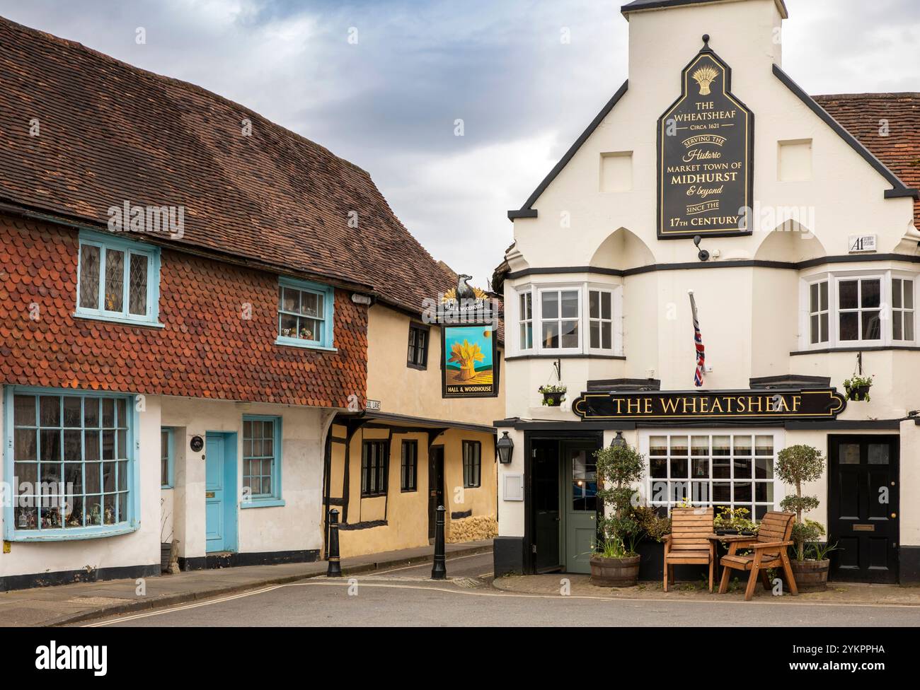 UK, England, West Sussex, Midhurst, North Street, Wheatsheaf pub at end ...