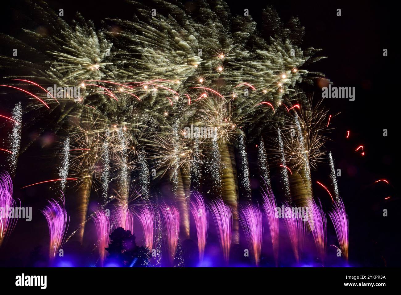 Alton towers at night hi-res stock photography and images - Alamy