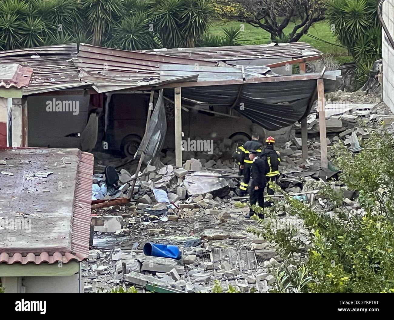 Ercolano: The explosion of an illegal fireworks factory yesterday ...