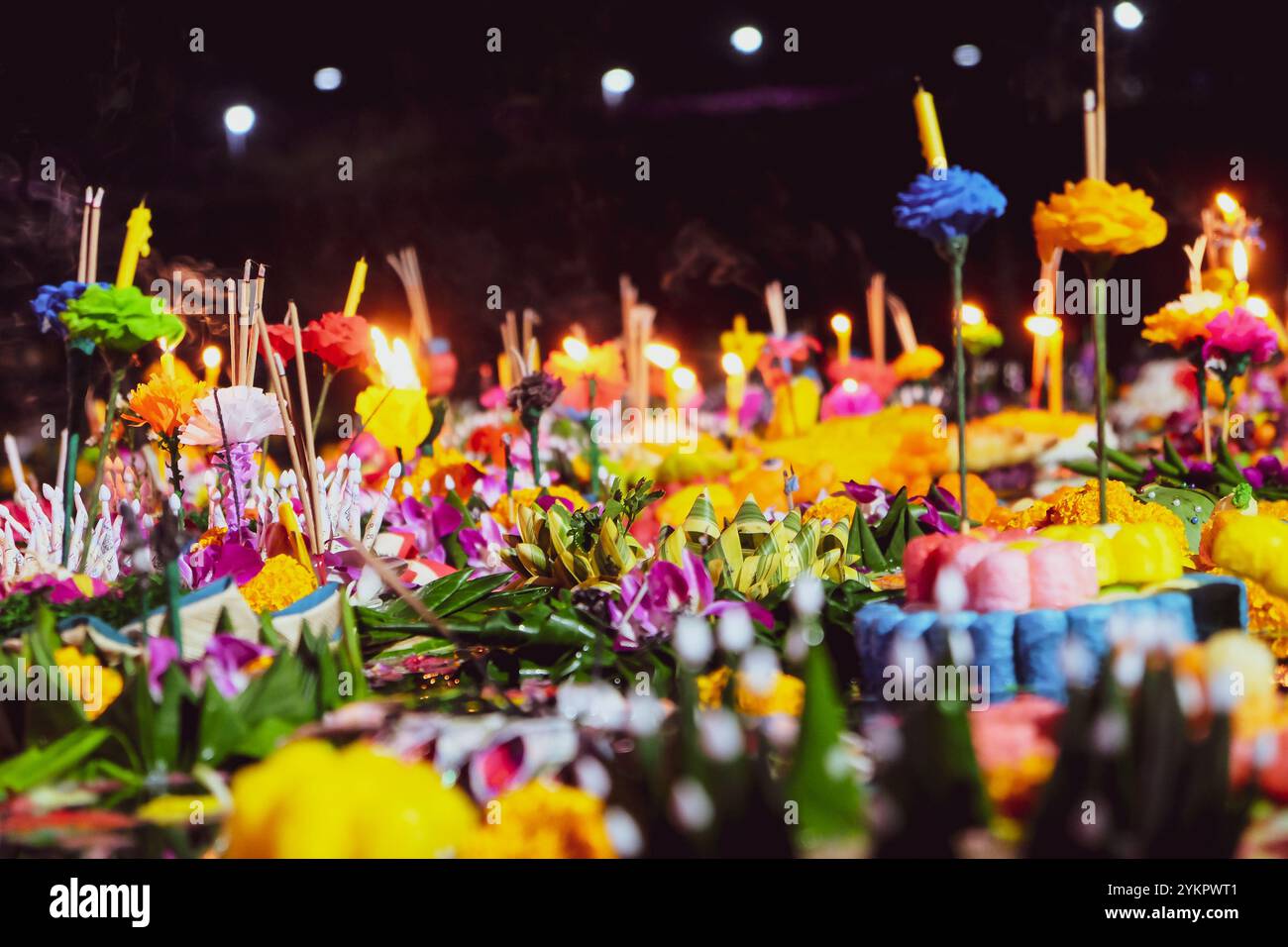 Loi Krathong festival, Loy Krathong Day is one of the most popular ...