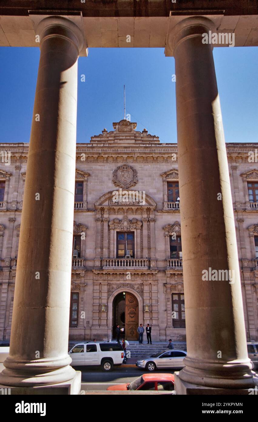 Palacio de Gobierno (Government Palace), view from Palacio Federal ...