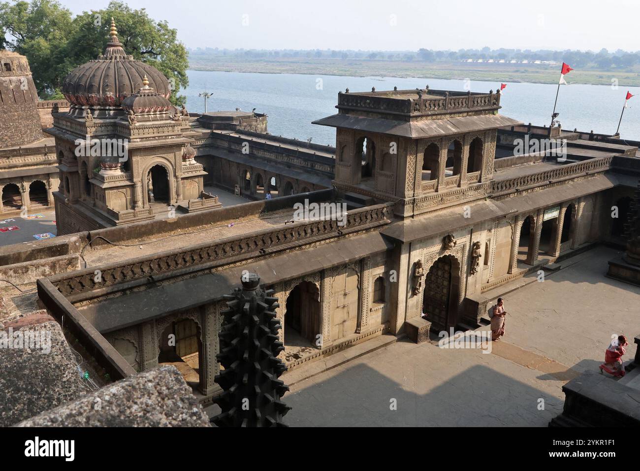 Ahilya fort in Maheshwar, Madhya Pradesh, India Stock Photo - Alamy