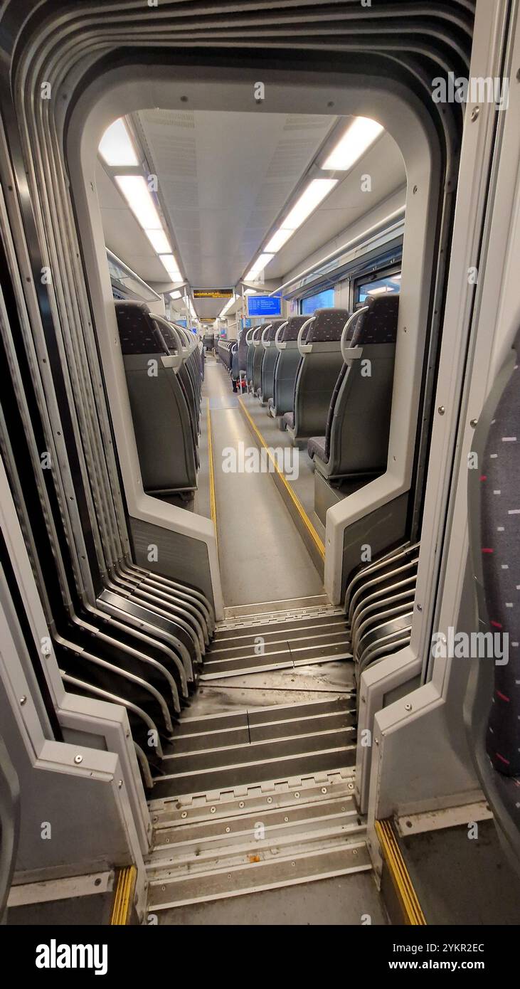Belgian regional train hi-res stock photography and images - Alamy