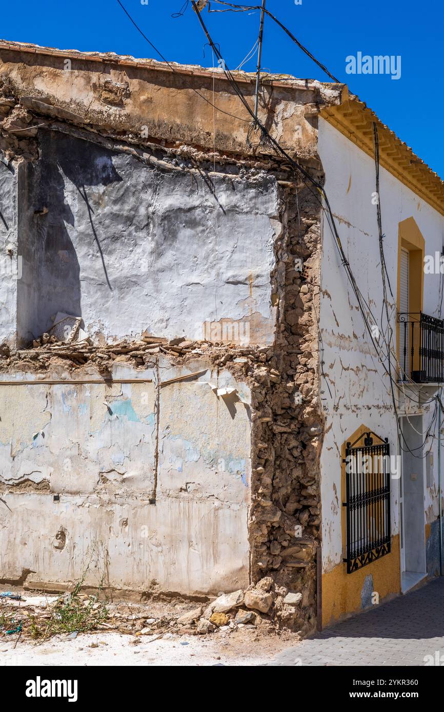 Rustic spanish walls hi-res stock photography and images - Alamy