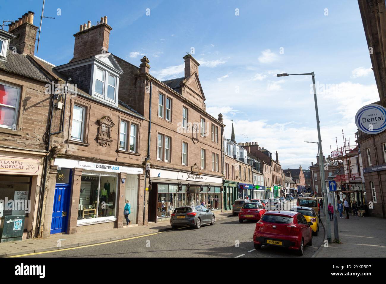 Forfar street scene hi-res stock photography and images - Alamy