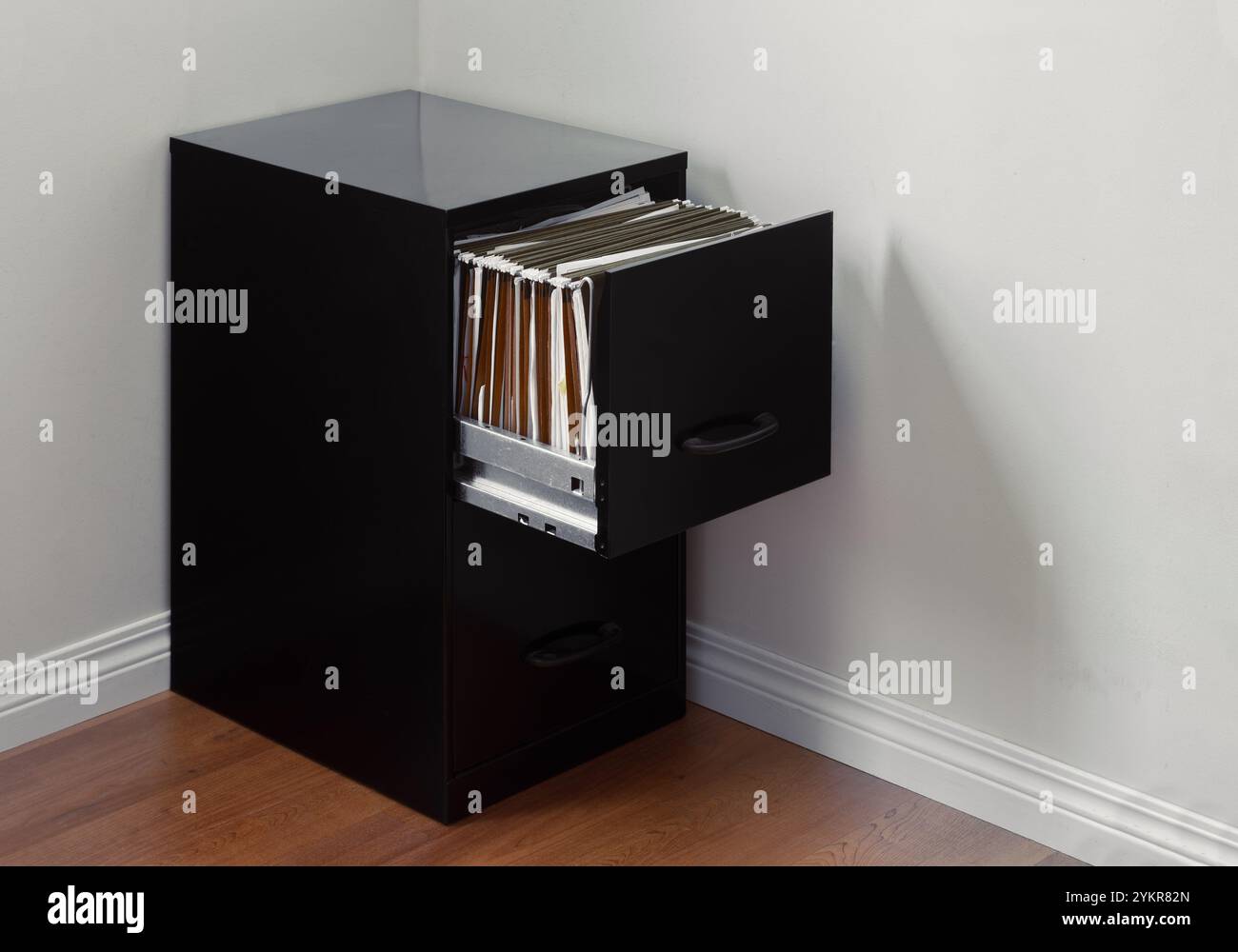 Office filing cabinet hi-res stock photography and images - Alamy