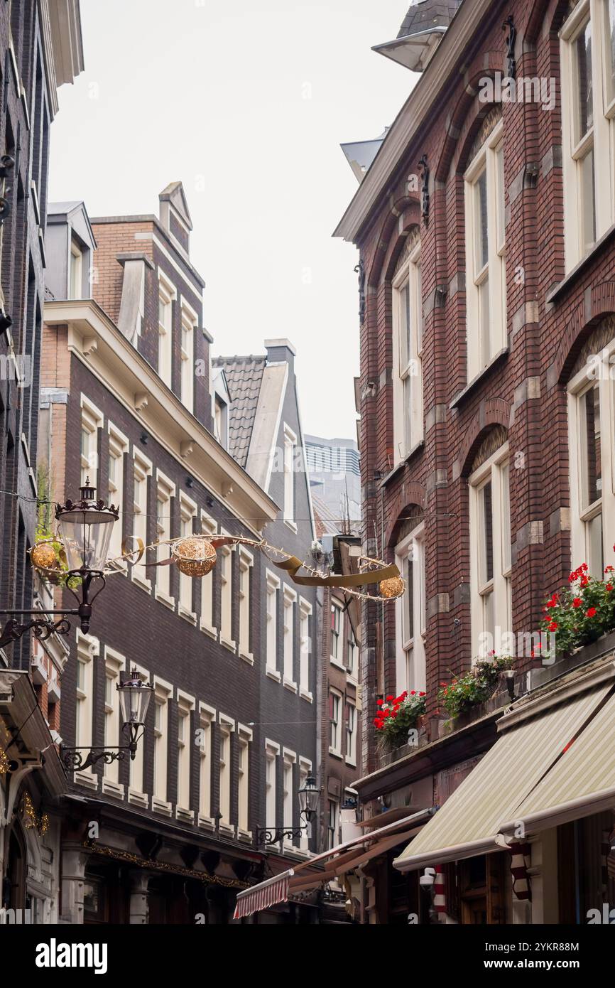 Streets of central Amsterdam 1 - Netherlands Stock Photo - Alamy