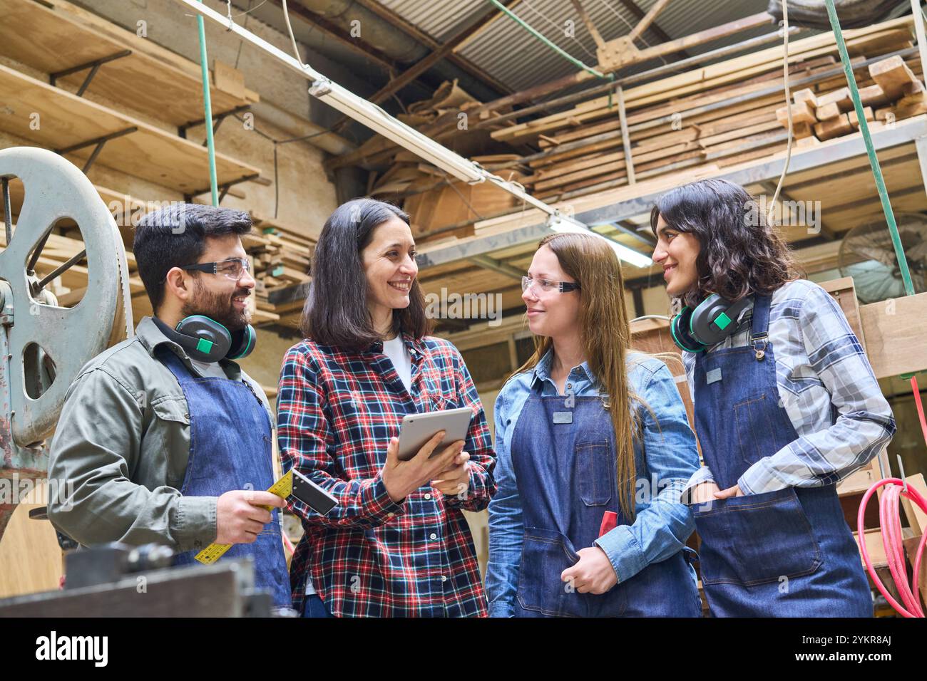 Collaborating tasks hi-res stock photography and images - Alamy