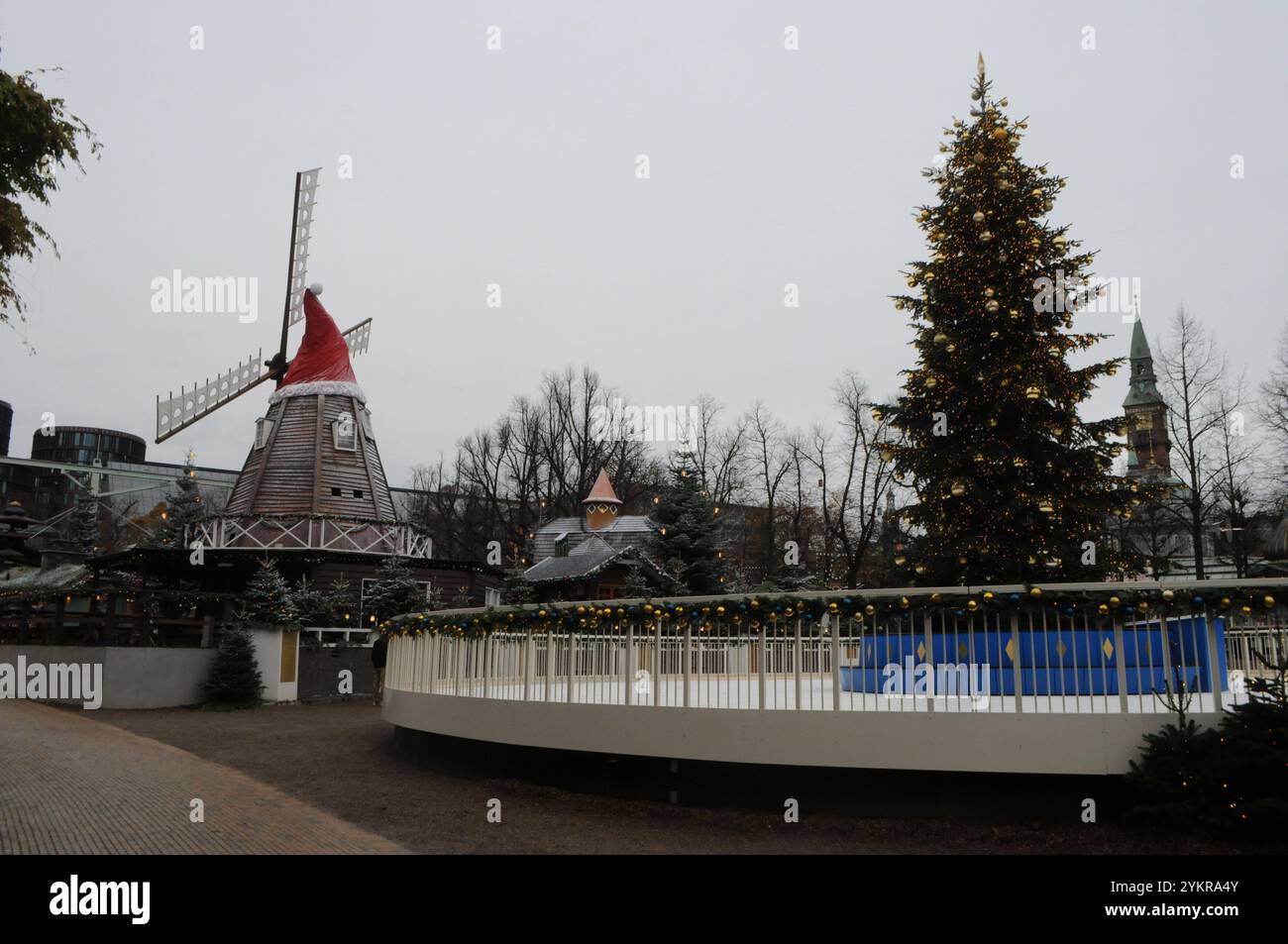 Copenhagen/ DenmarK/19 November 2024/ Jul i tivoli or chistms in tivoli ...