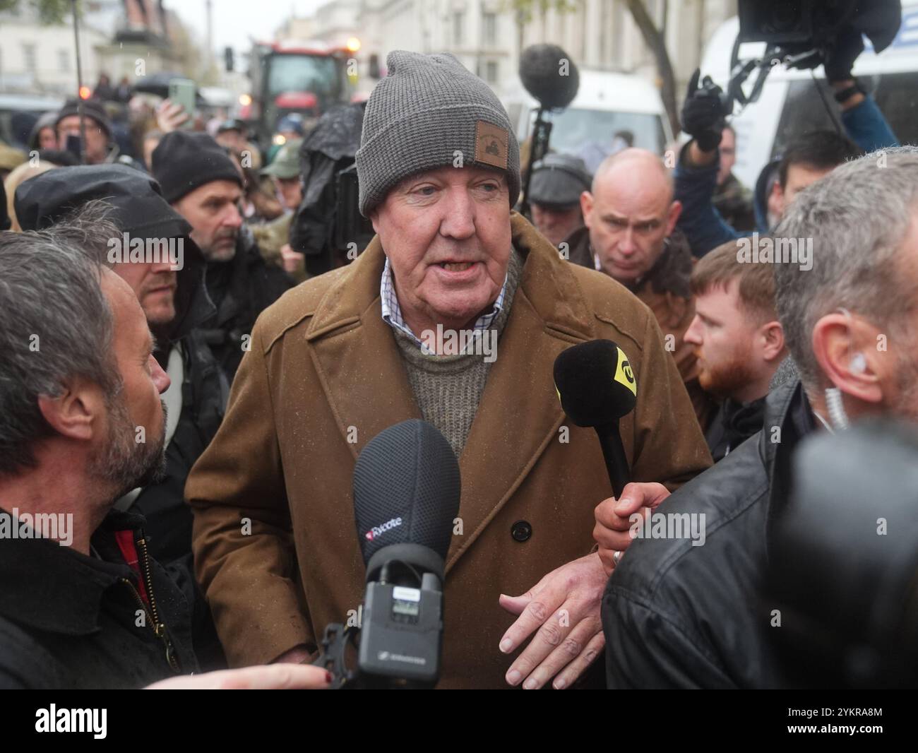 Jeremy Clarkson joins the farmers protest in central London over the ...