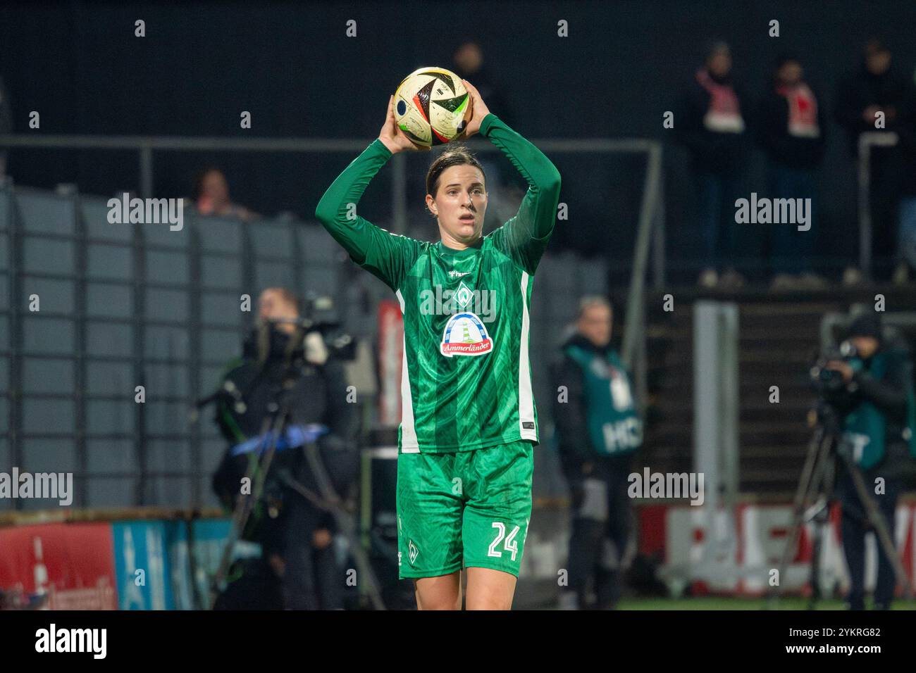 Lara schmidt hi-res stock photography and images - Alamy