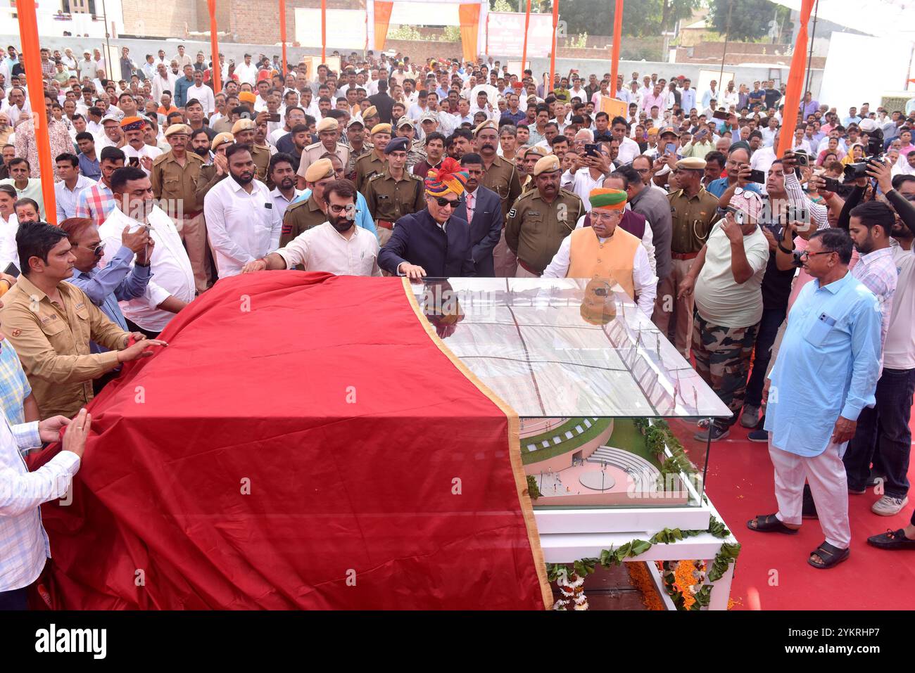 Food and civil supplies of rajasthan hi-res stock photography and ...