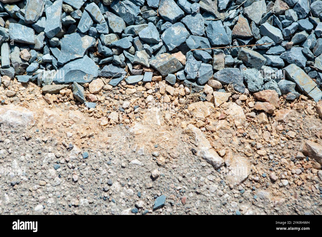 Granite chippings layer texture for road asphalting preparation Stock ...