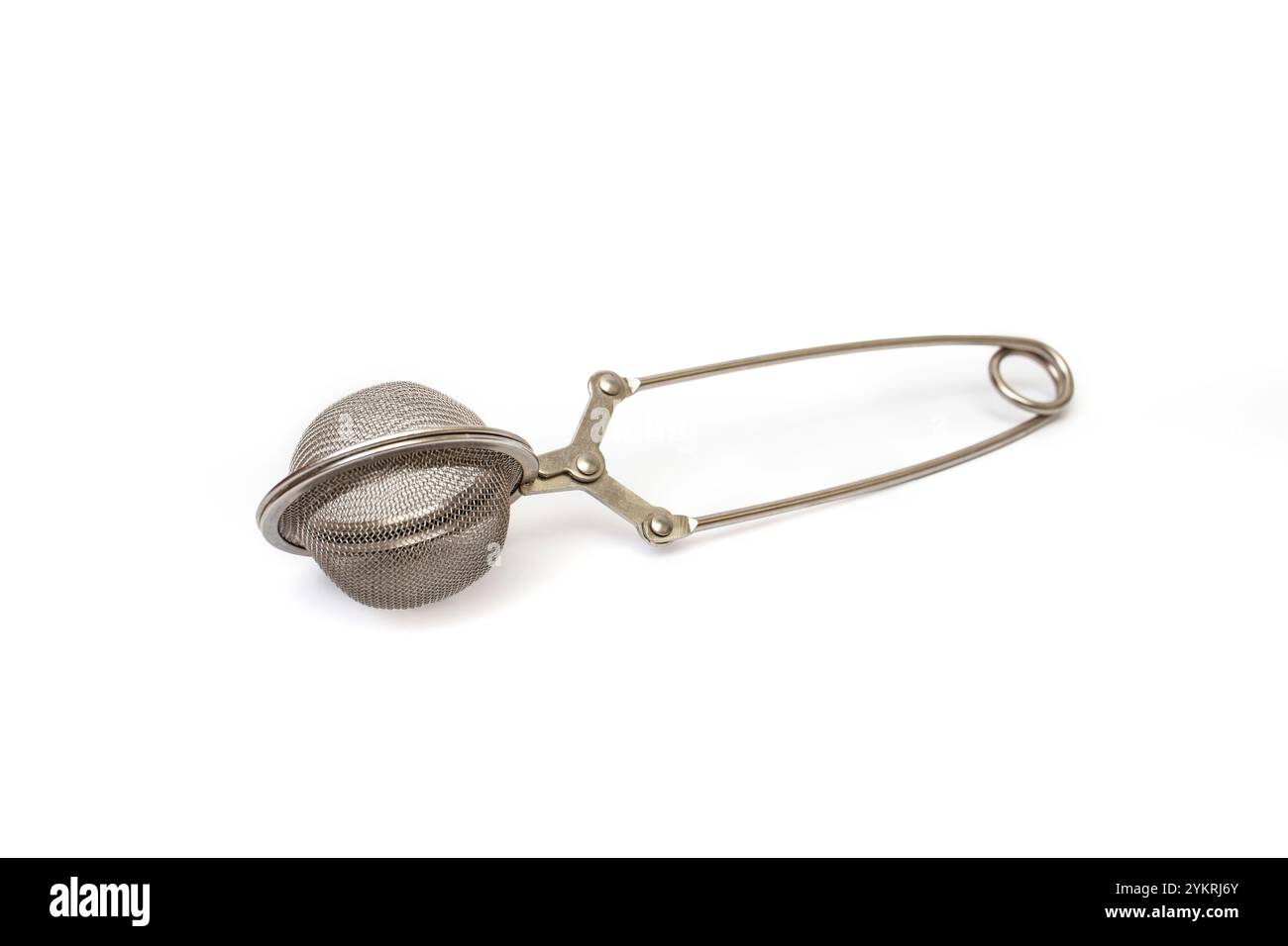 Round tea strainer clamp isolated on white Stock Photo - Alamy