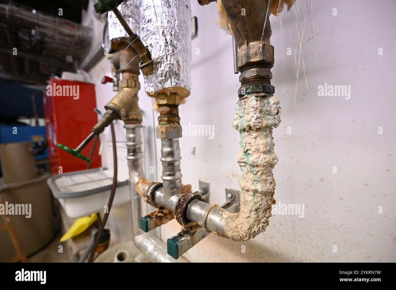 Stuttgart, Germany. 19th Nov, 2024. Calcified and dilapidated pipes in ...