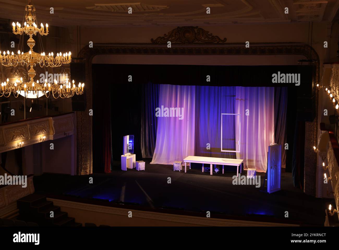 Theatre interior with stage and beautiful chandelier Stock Photo - Alamy