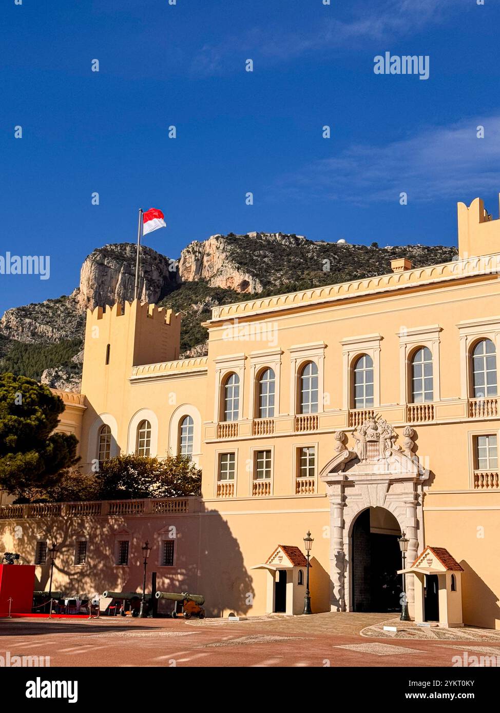 Monte Carlo, Monaco. 19th Nov, 2024. Monaco Palace during the Army ...