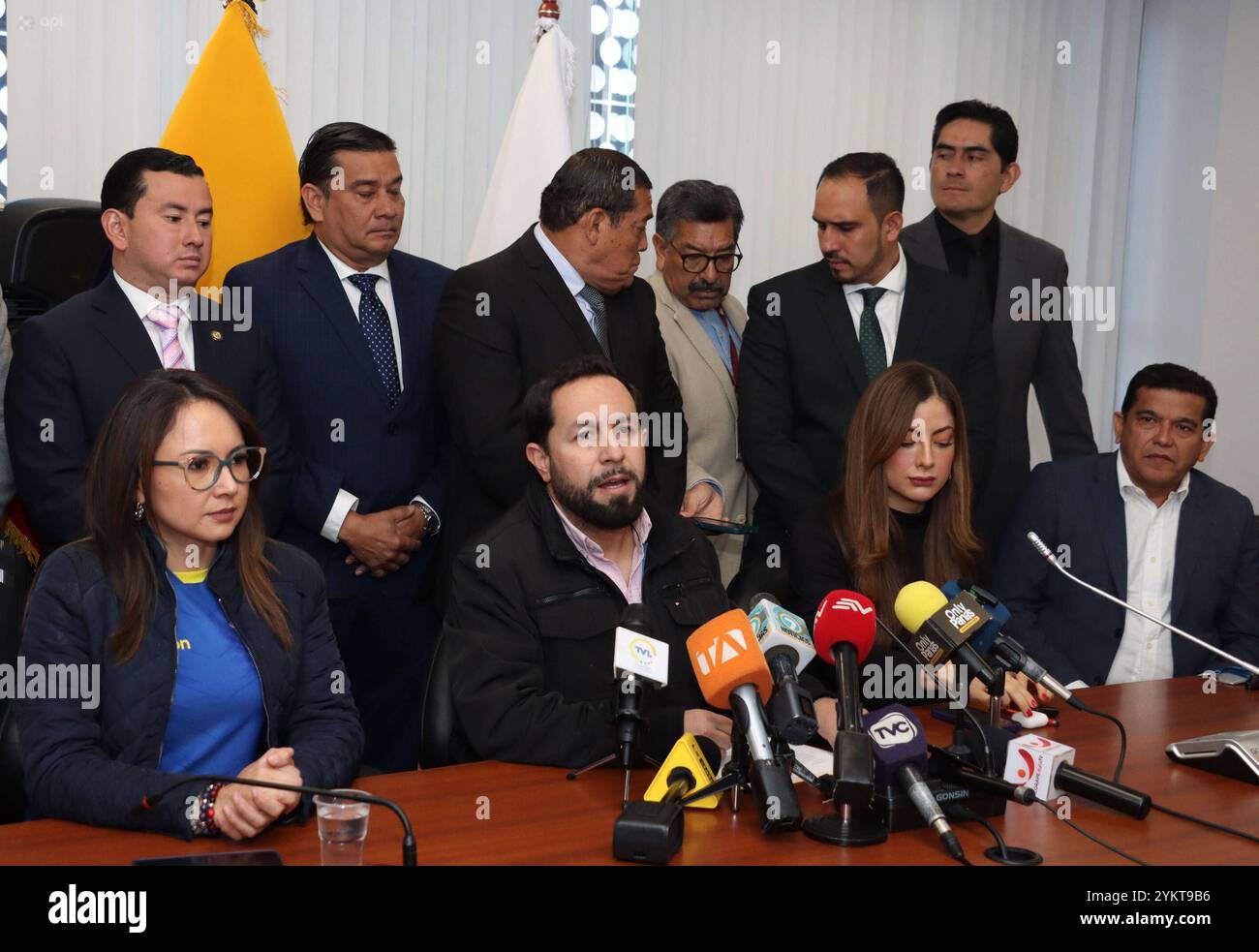 Adn pol hi-res stock photography and images - Alamy