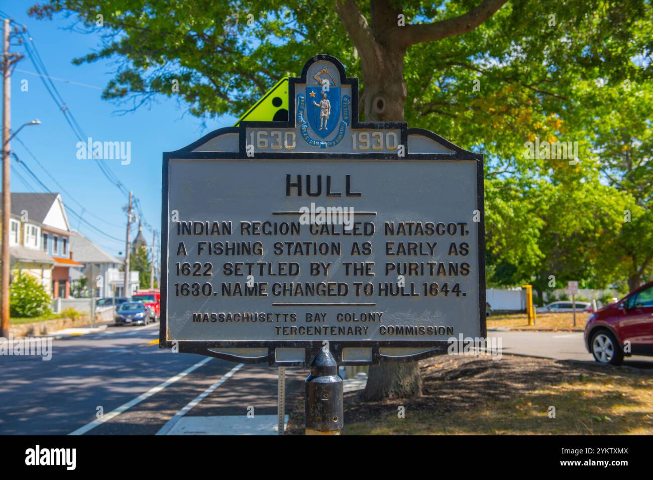 Hull historic sign on Atlantic Avenue in front of town hall in historic ...