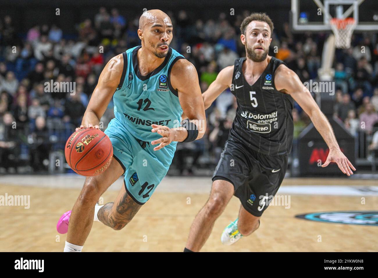 Basketball player BC Wolves Twinsbet Vilnius guard Andrew Andrews Stock ...