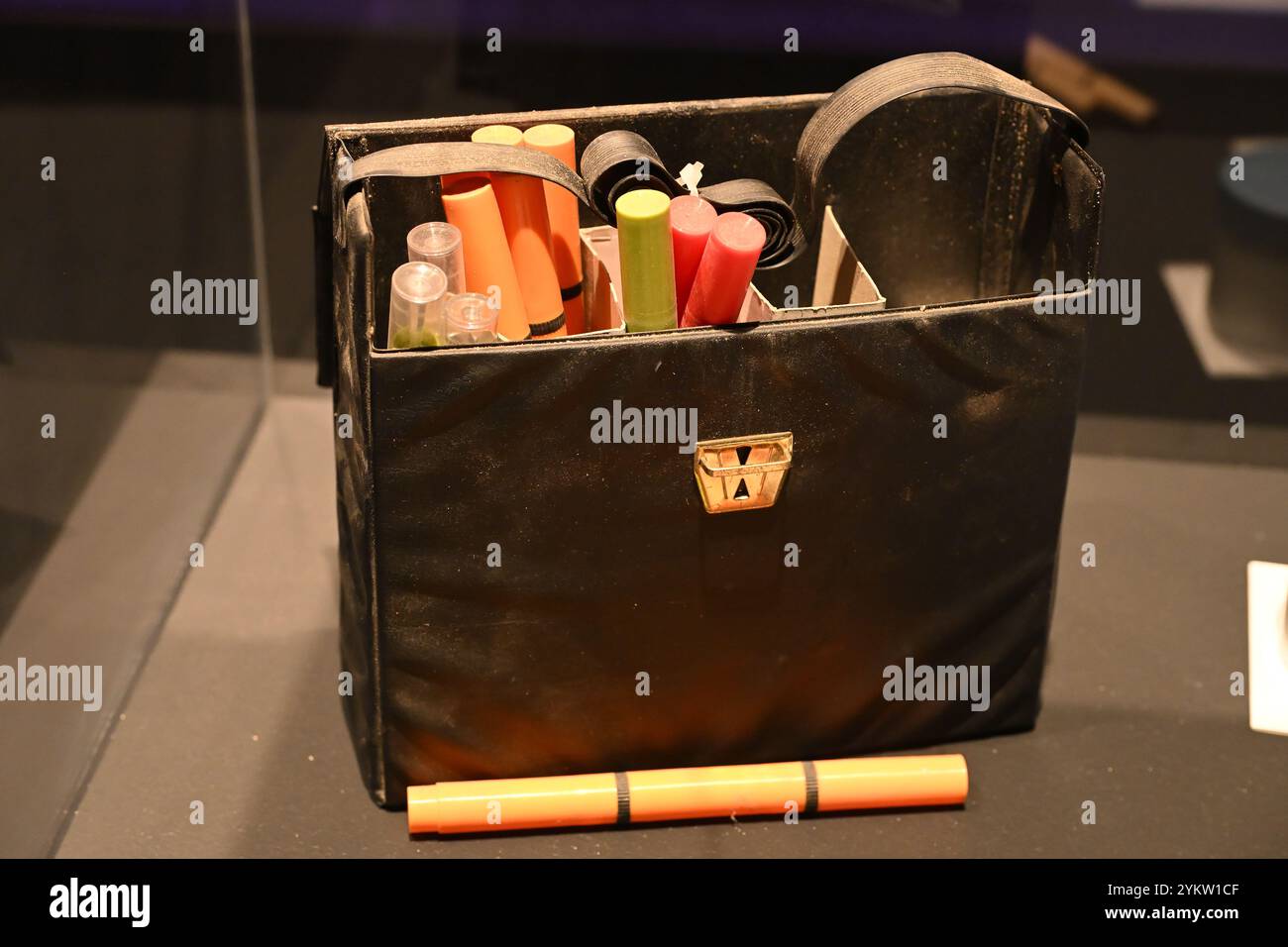 Drug Analysis Kit used by the Italian Police in the 1980s Stock Photo ...