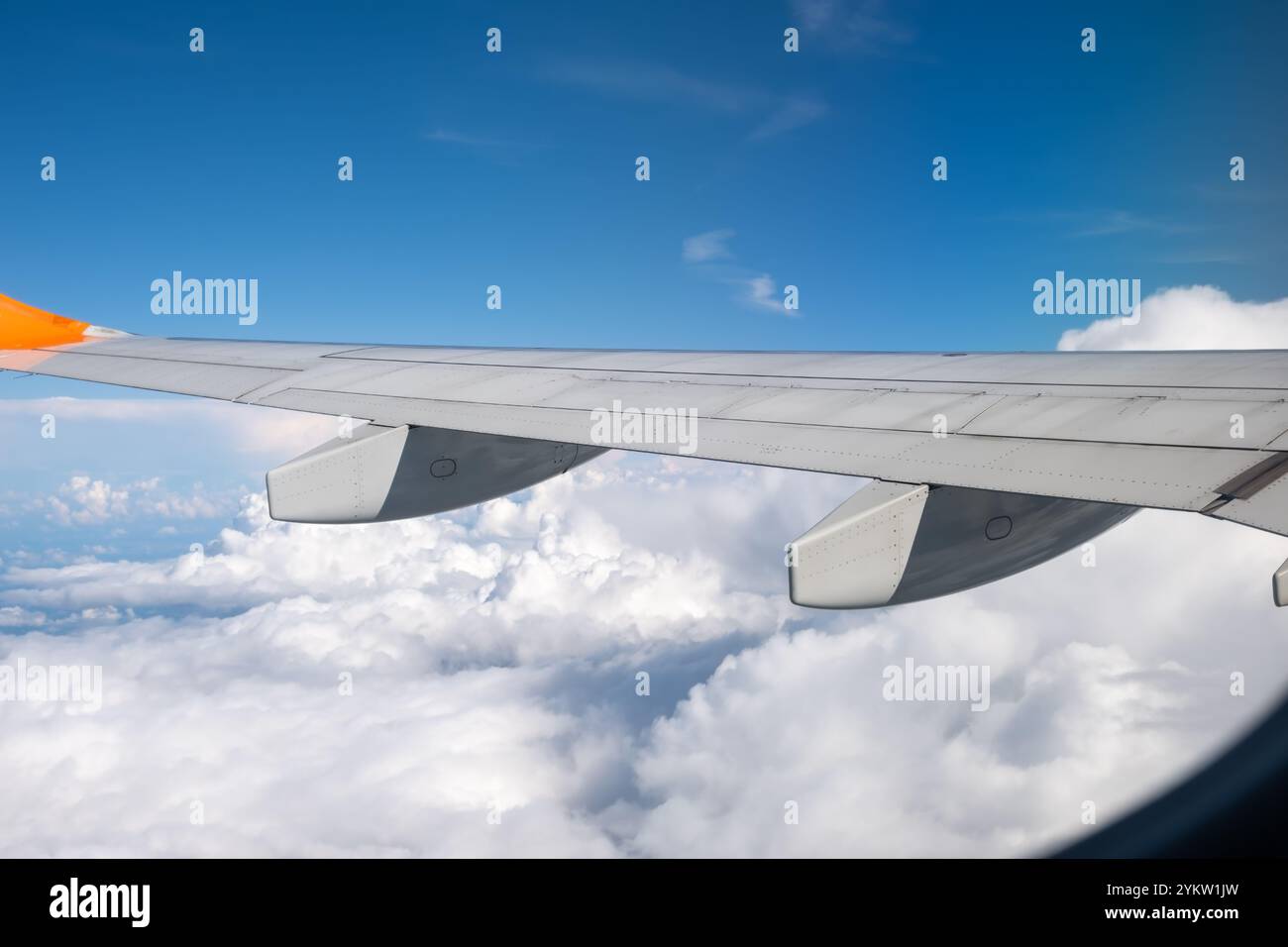 Breathtaking airplane wing view hi-res stock photography and images - Alamy